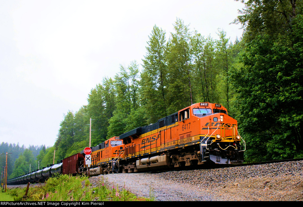 BNSF 6417 Crude Oil Empties